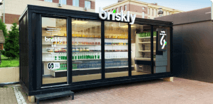 Shipping Containers for Stores and Retail Business | Pelican Containers